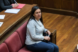 Ouineta: El Ascenso de un Nuevo Hada del Pop en Cataluña - premium.cat